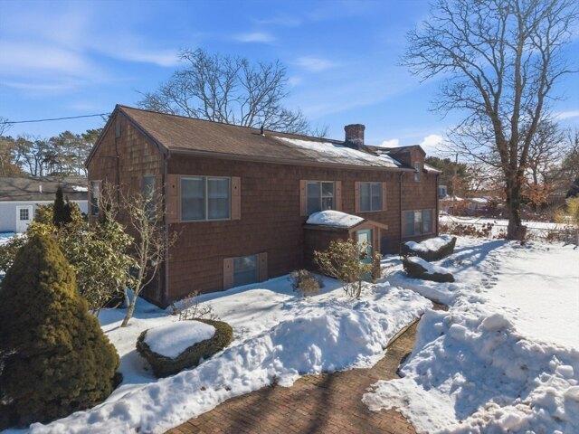 4 bedroom, Wareham MA 02538 LS102372588