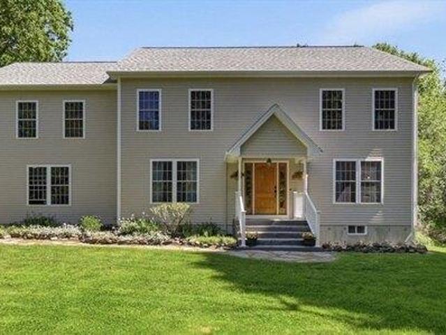 4 bedroom, Warren MA 01083 105041841