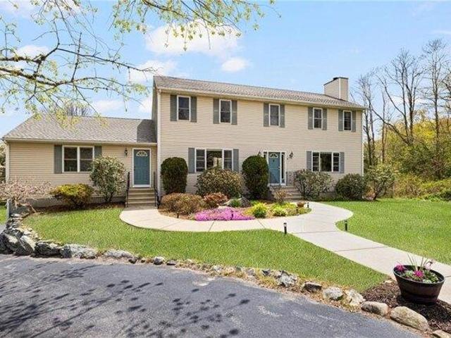 4 bedroom, Warren RI 02885 103250484