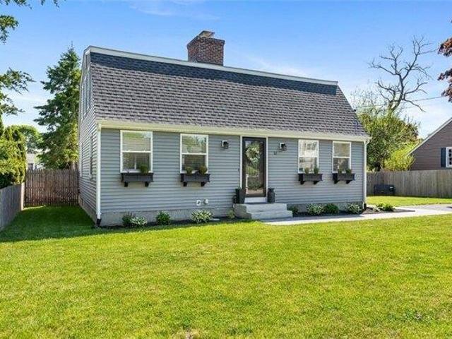 4 bedroom, Warren RI 02885 104834165