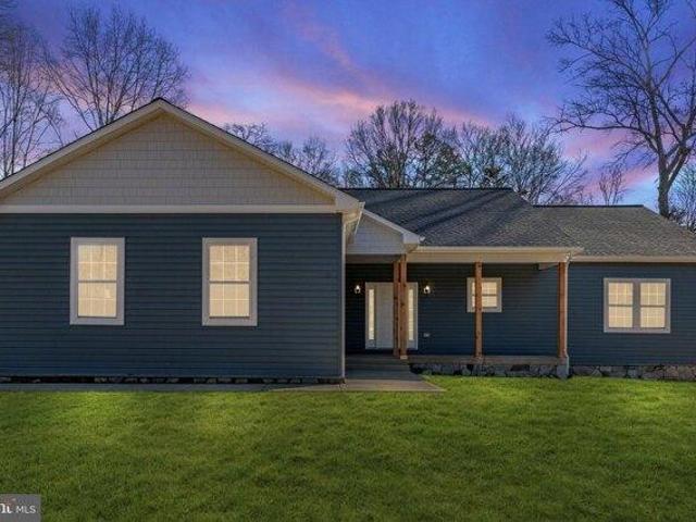 4 bedroom, Warrenton VA 20187 103624026