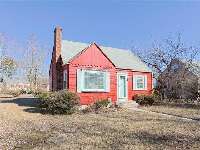 4 bedroom, Warwick RI 02886 90300481