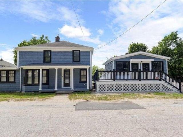 4 bedroom, Warwick RI 02886 102256975