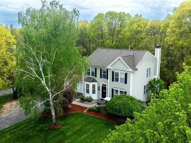 4 bedroom, Warwick RI 02886 103189807