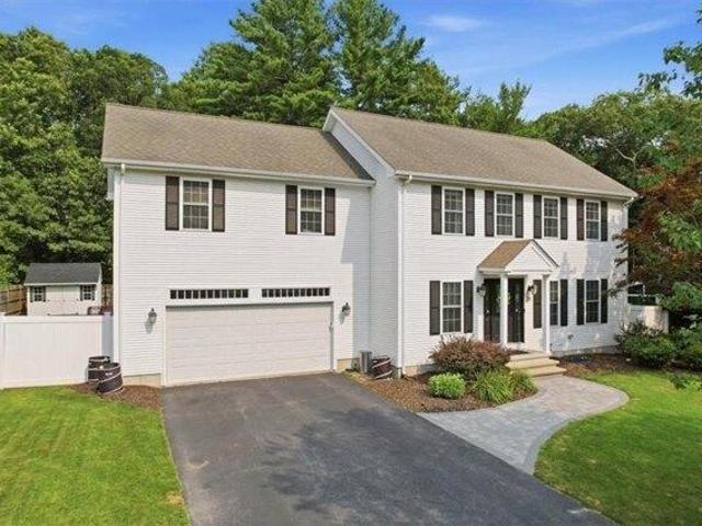 4 bedroom, Warwick RI 02886 104834685