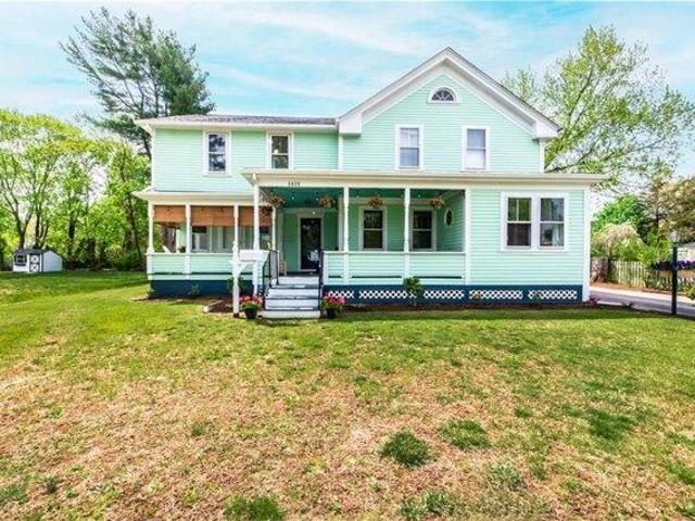 4 bedroom, Warwick RI 02886 LS102257074