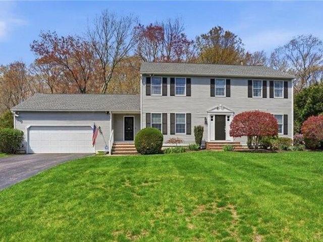 4 bedroom, Warwick RI 02886 LS102775353