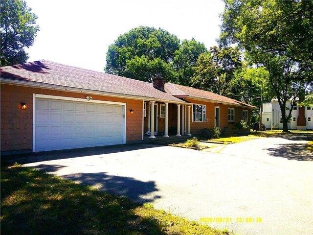 4 bedroom, Warwick RI 02889 103442761