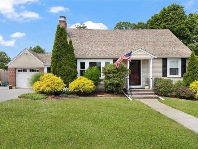 4 bedroom, Warwick RI 02889 104515291