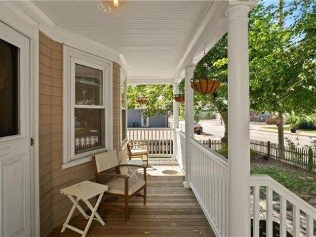 4 bedroom, Warwick RI 02889 104543675