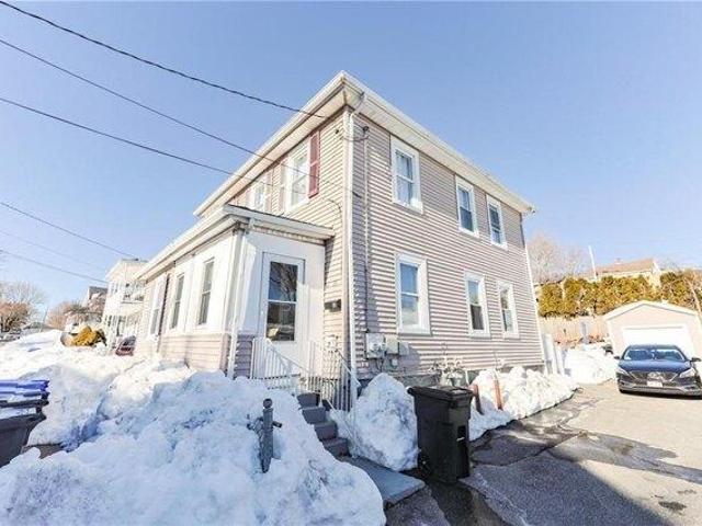 4 bedroom, Warwick RI 02893 101957697