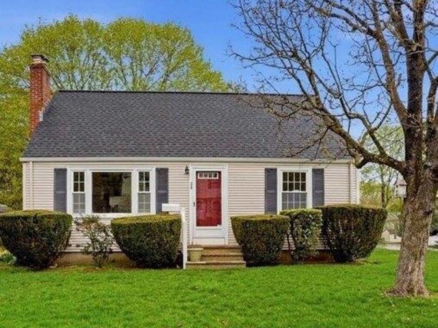 4 bedroom, Warwick RI 02818 LS103126081