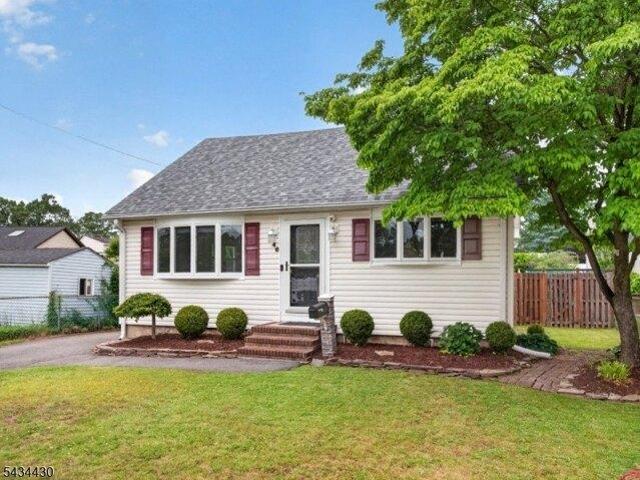 4 bedroom, Washington Township NJ 07676 104406059