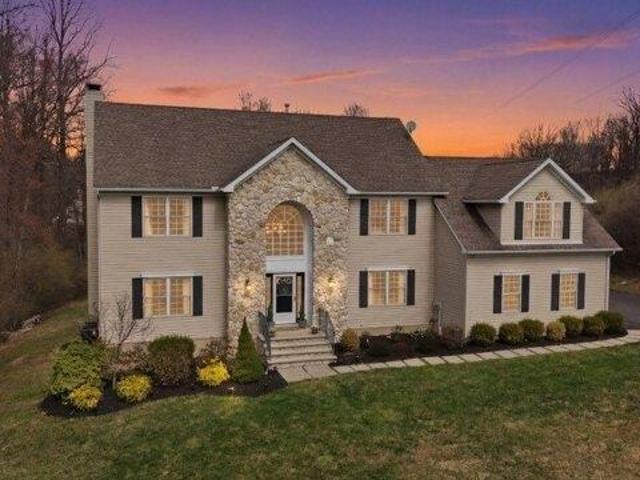 4 bedroom, Washington Township NJ 07840 102531243