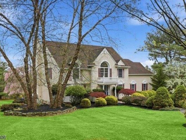 4 bedroom, Washington Township NJ 07853 102317663