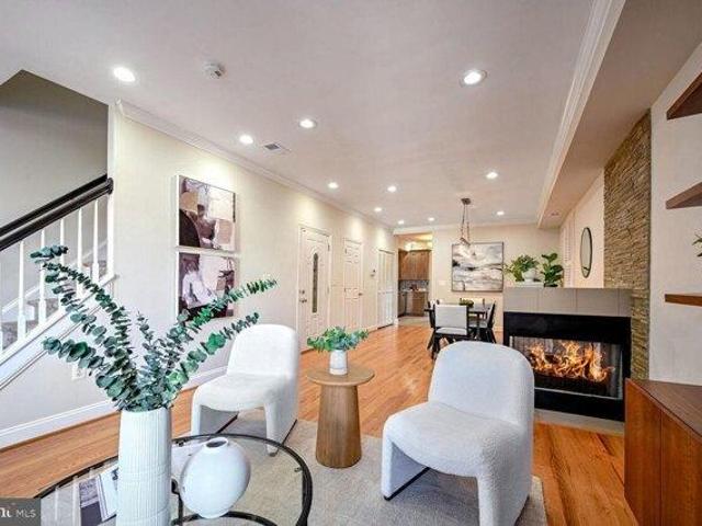 4 bedroom, Washington DC 20009 89850123