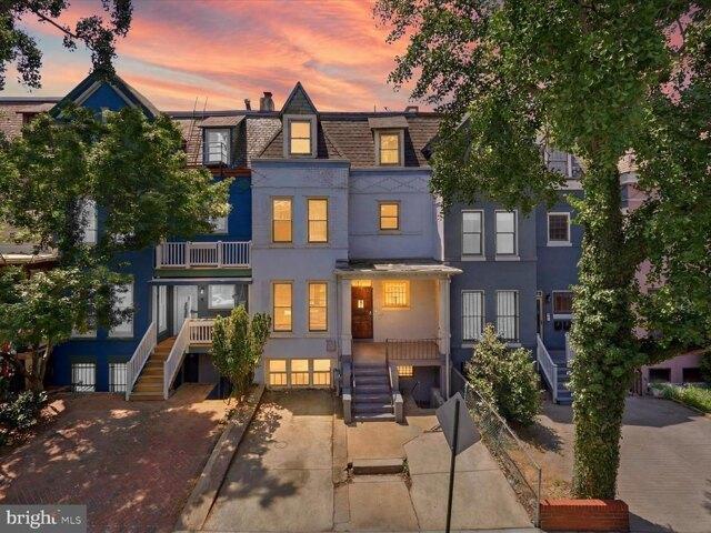 4 bedroom, Washington DC 20010 103626218
