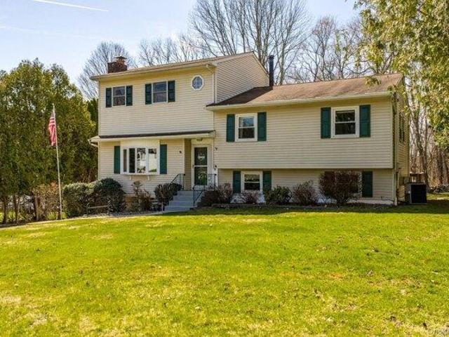 4 bedroom, Washingtonville NY 10992 105204182