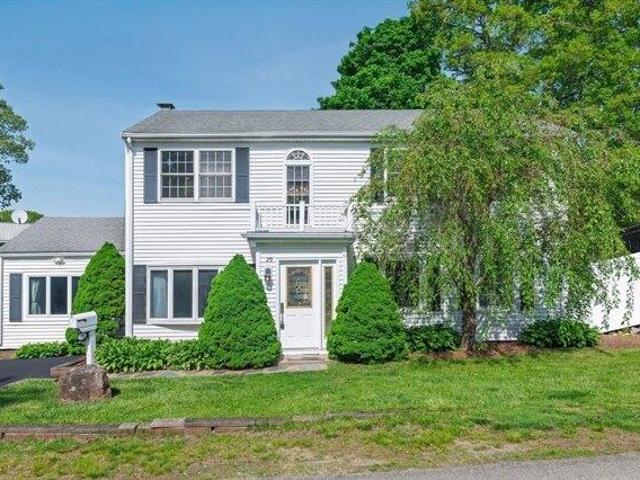 4 bedroom, Weymouth MA 02188 LS102632185