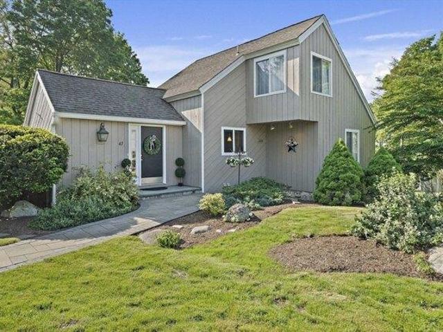 4 bedroom, Weymouth MA 02189 LS102594122