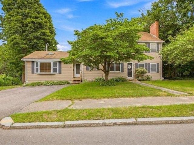 4 bedroom, Weymouth MA 02190 104329961