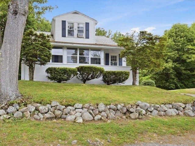4 bedroom, Weymouth MA 02190 LS103072718