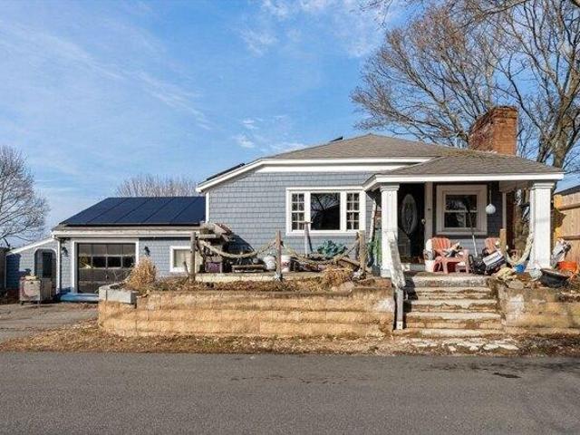 4 bedroom, Weymouth MA 02191 105095489