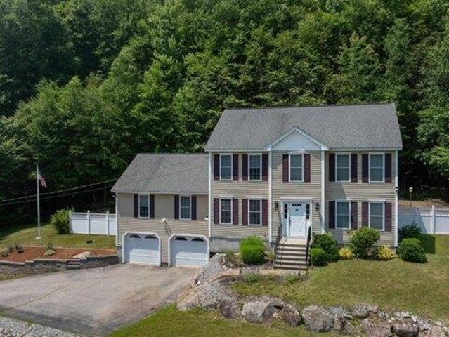 4 bedroom, Weare NH 03281 105109051