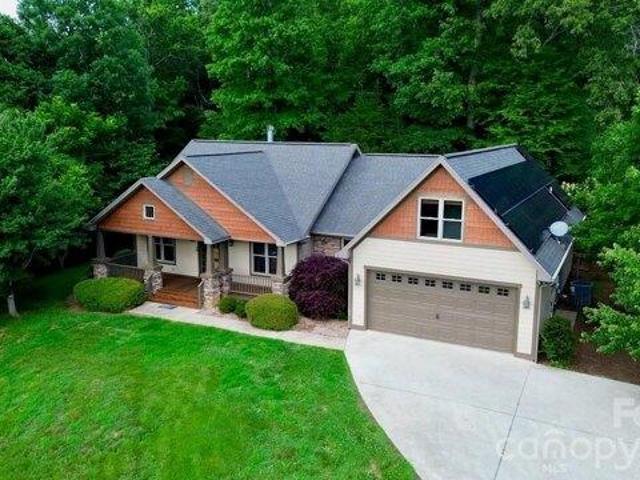 4 bedroom, Weaverville NC 28787 104909076
