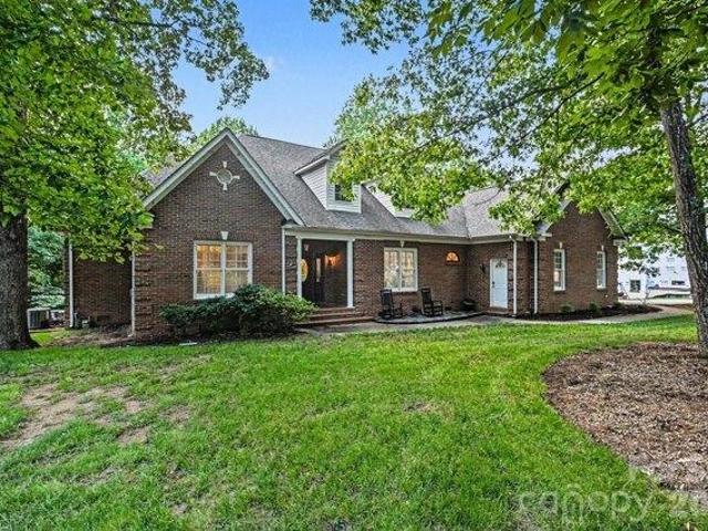 4 bedroom, Weddington NC 28104 103602343