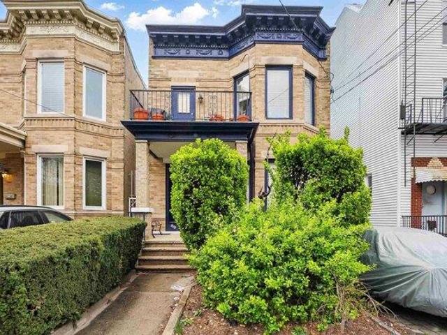 4 bedroom, Weehawken NJ 07086 104849793