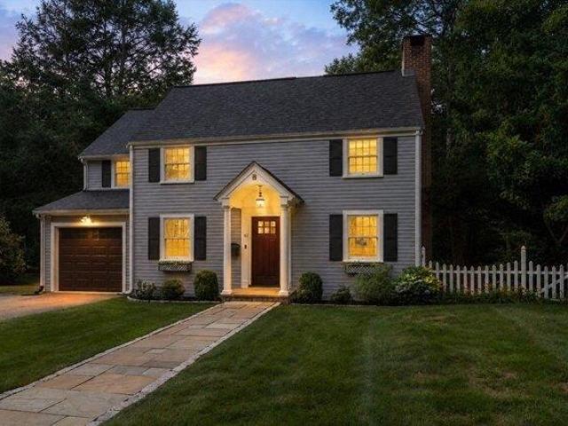 4 bedroom, Wellesley MA 02481 105113871