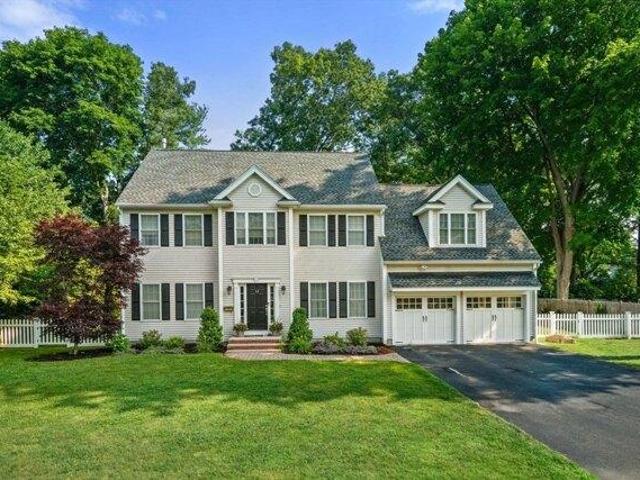 4 bedroom, Wellesley MA 02482 104571750