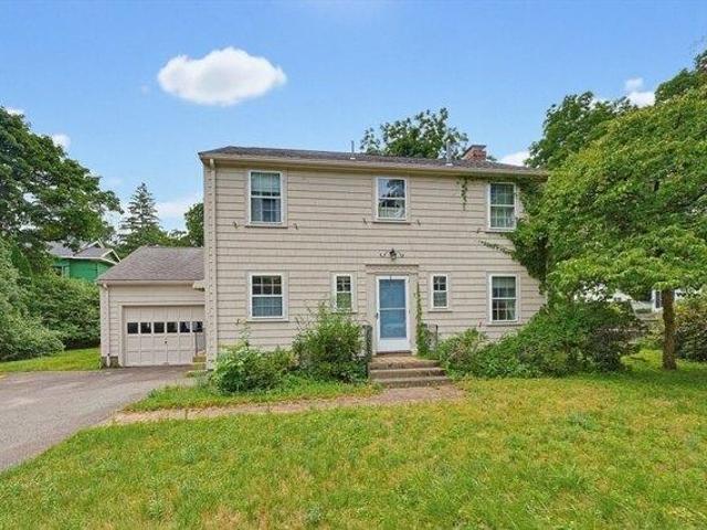 4 bedroom, Wellesley MA 02482 104947025