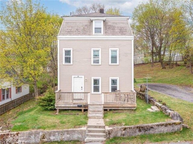 4 bedroom, West Warwick RI 02893 LS101856267