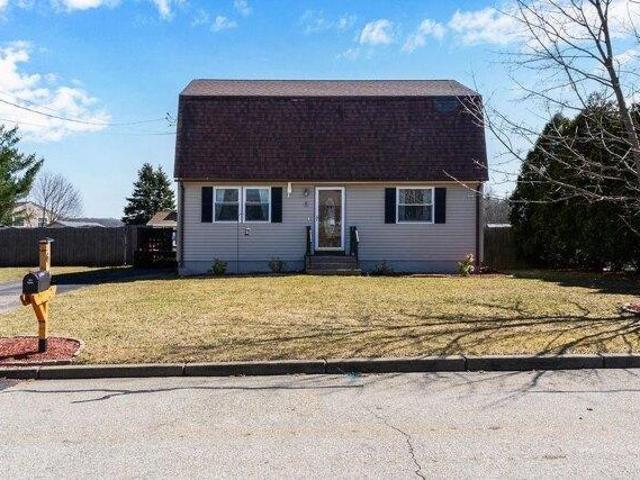 4 bedroom, West Warwick RI 02893 102670682