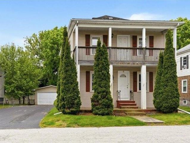 4 bedroom, West Warwick RI 02893 103161552