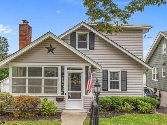 4 bedroom, West Caldwell NJ 07006 102254435