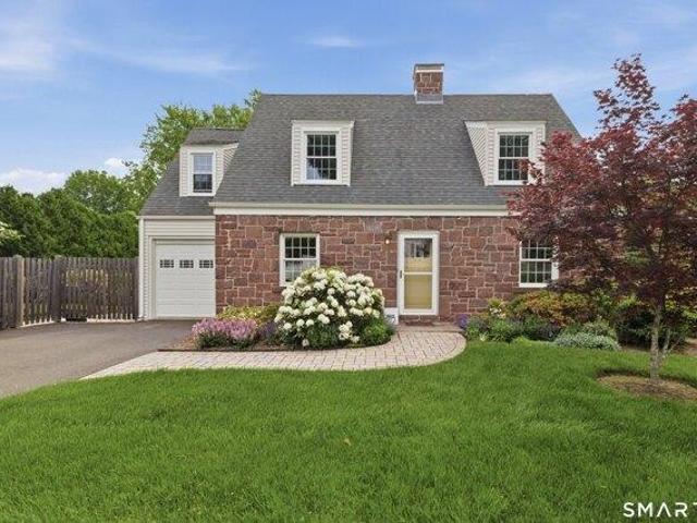 4 bedroom, West Hartford CT 06107 104114673