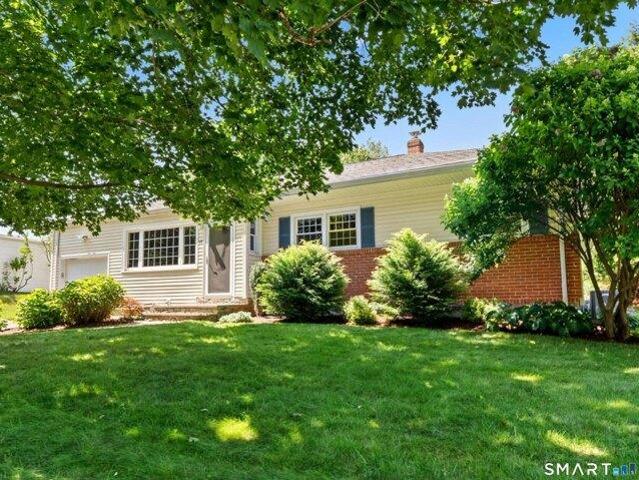 4 bedroom, West Hartford CT 06107 104188635