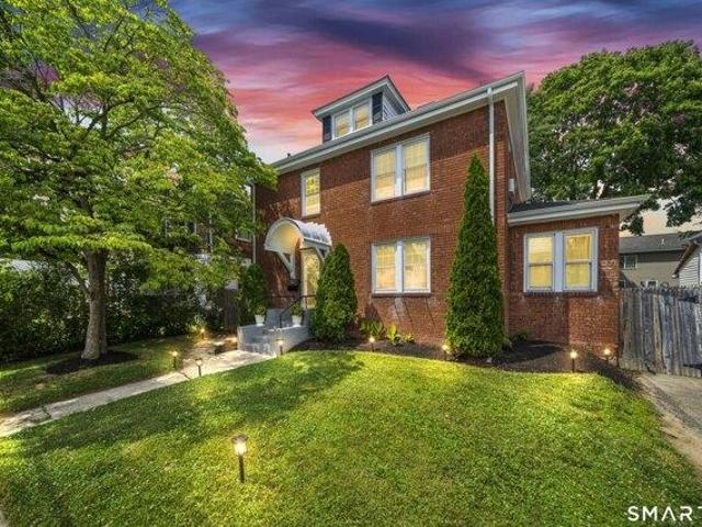 4 bedroom, West Hartford CT 06110 105143465