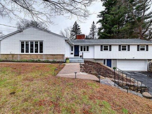 4 bedroom, West Hartford CT 06117 LS89574279