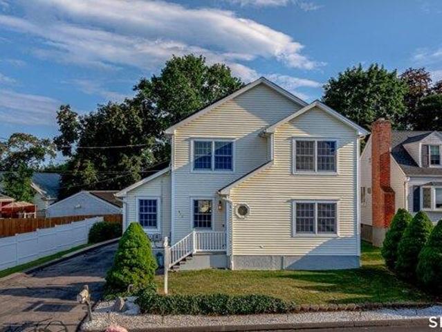 4 bedroom, West Haven CT 06516 104329375