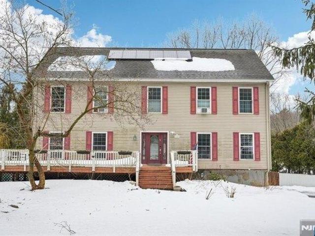 4 bedroom, West Milford NJ 07480 104236629