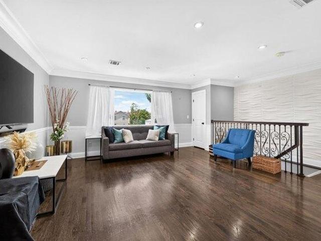 4 bedroom, West New York NJ 07093 104410207