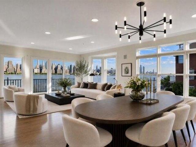 4 bedroom, West New York NJ 07093 104377071
