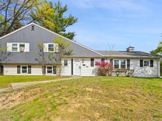 4 bedroom, West Nyack NY 10994 LS102283389
