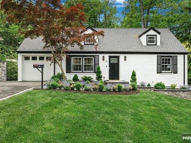 4 bedroom, West Orange NJ 07052 102762869