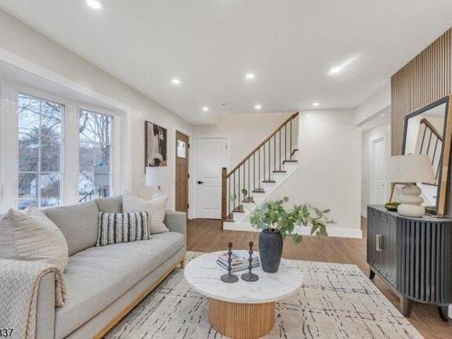 4 bedroom, West Orange NJ 07052 LS102345596