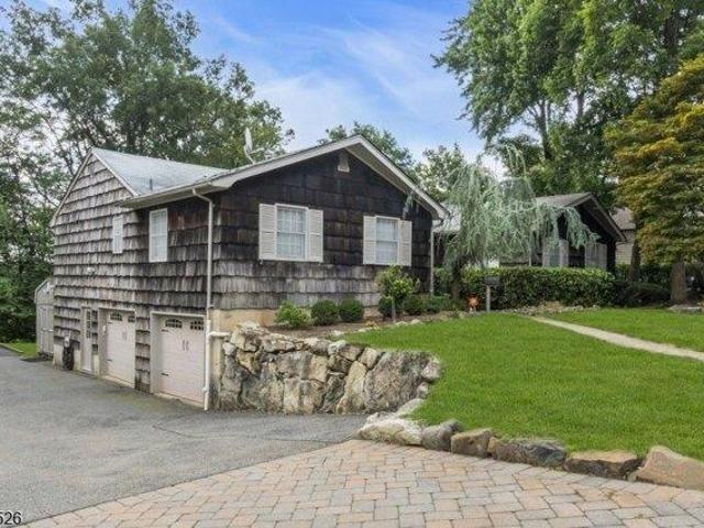 4 bedroom, West Orange NJ 07052 LS102347165